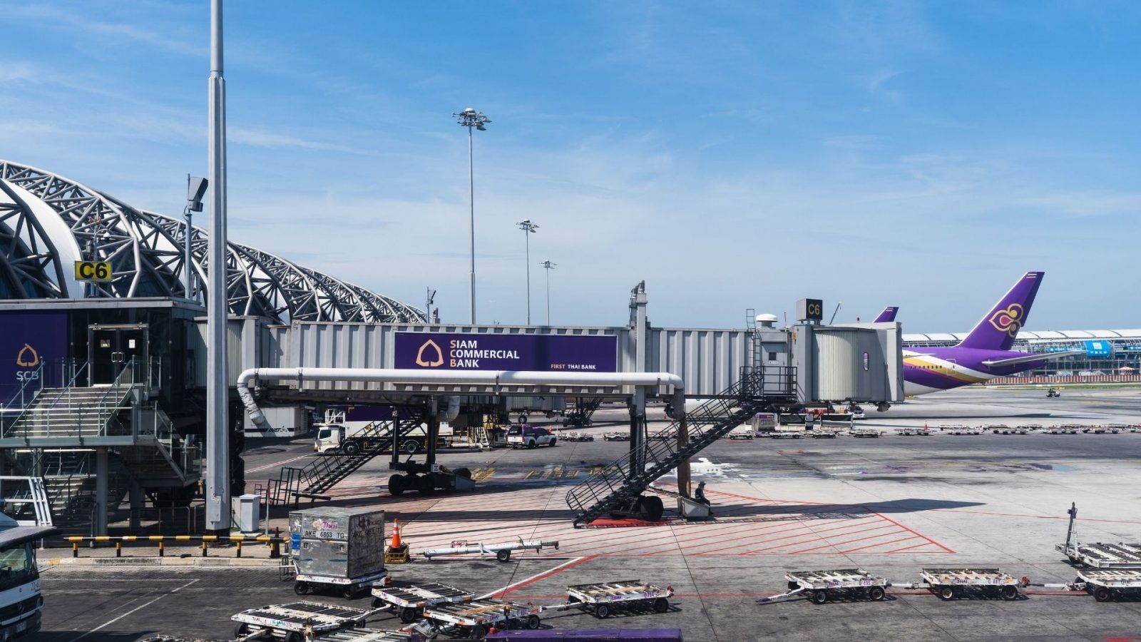 How much a private jet charter in Thailand costs and what it offers