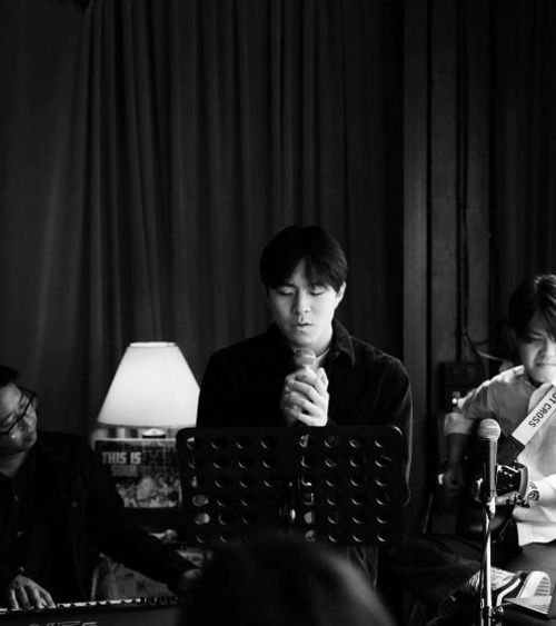 12 live music bars around Bangkok you must not miss