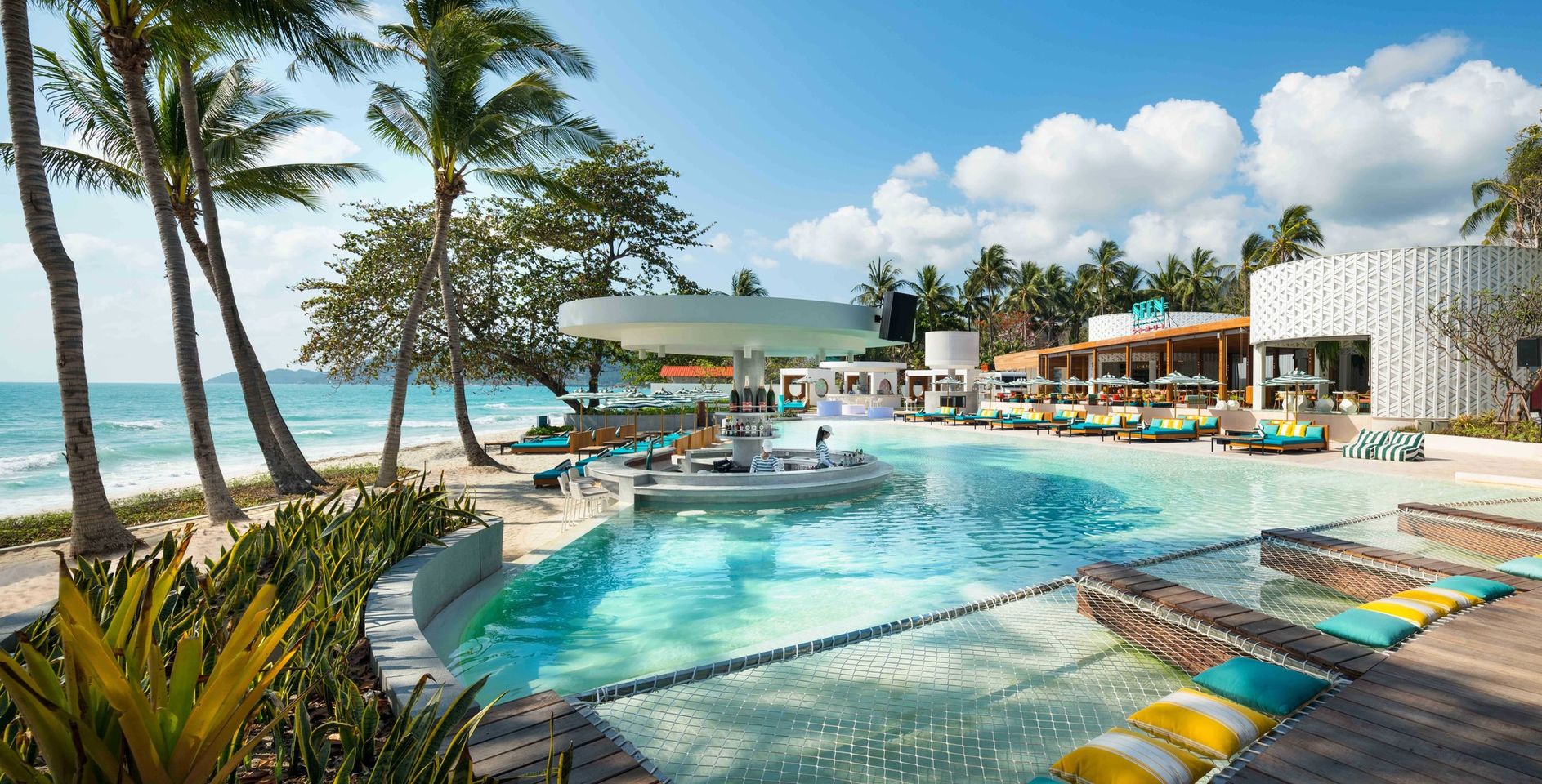 Hotel Review: Avani Chaweng Samui Hotel is perfect for party people