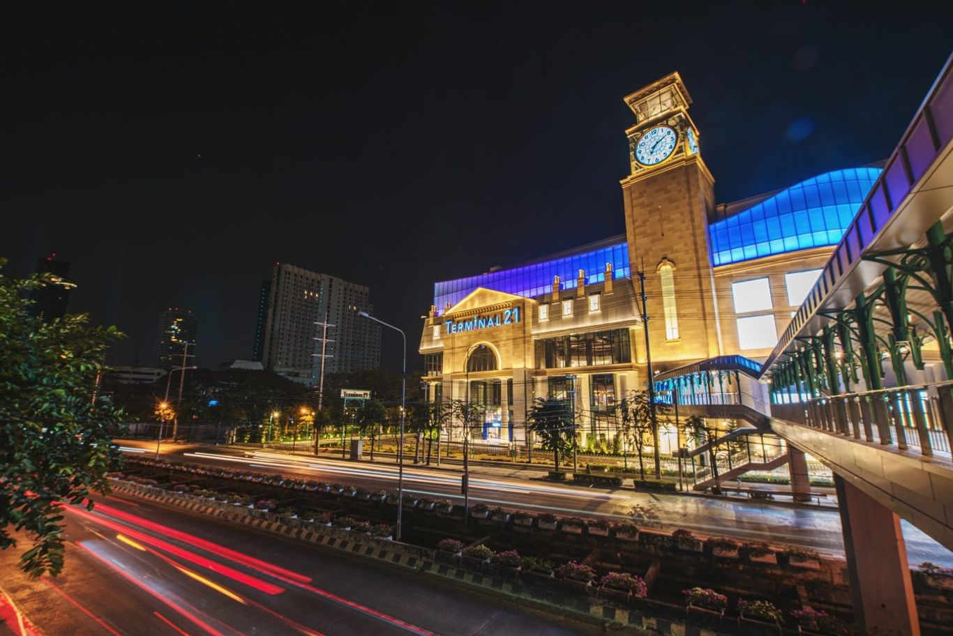 Terminal 21 Rama 3 is now open for mall-lovers along the Chao Phraya