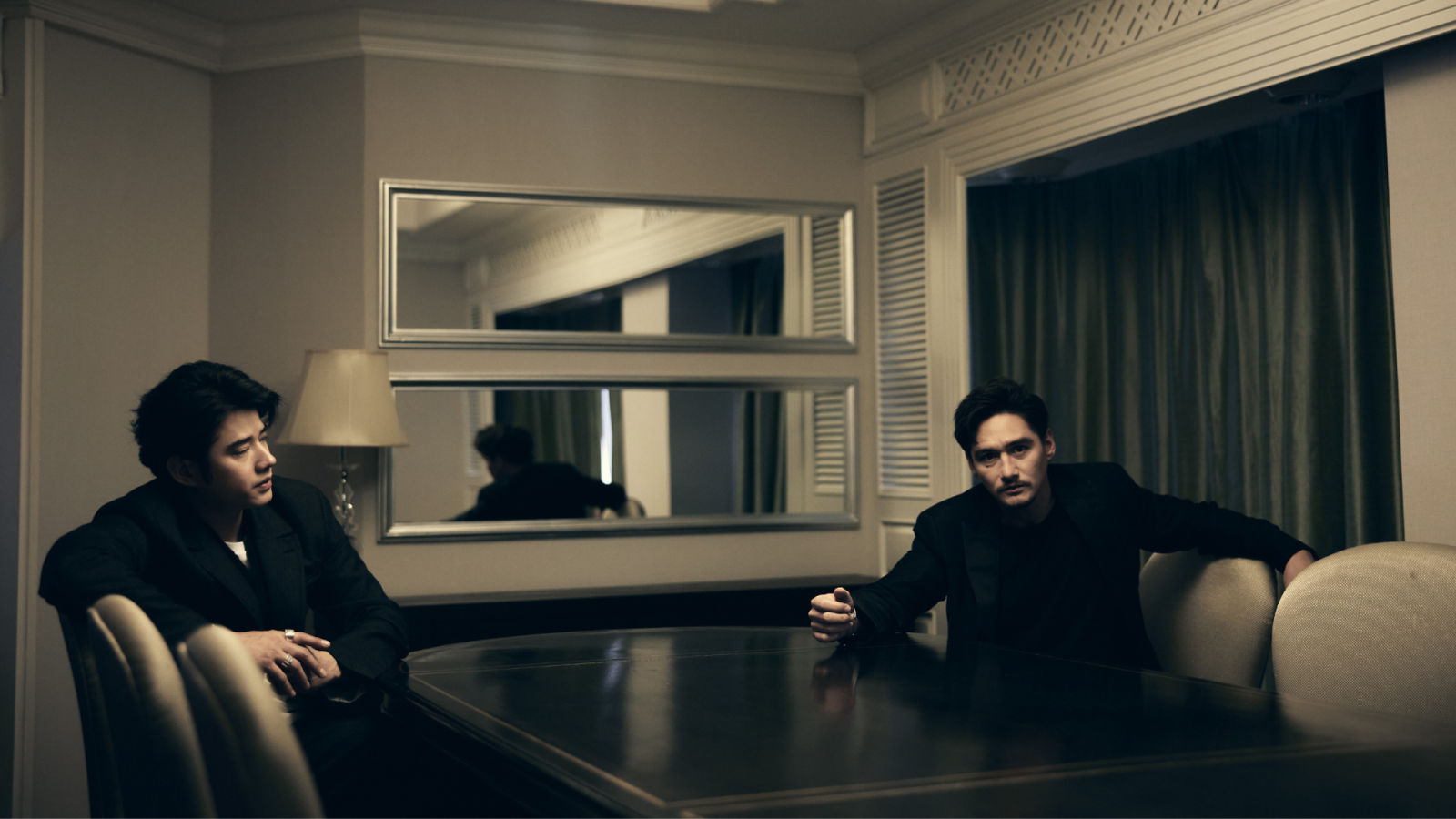 A comparison between Ananda and Mario's life and acting career