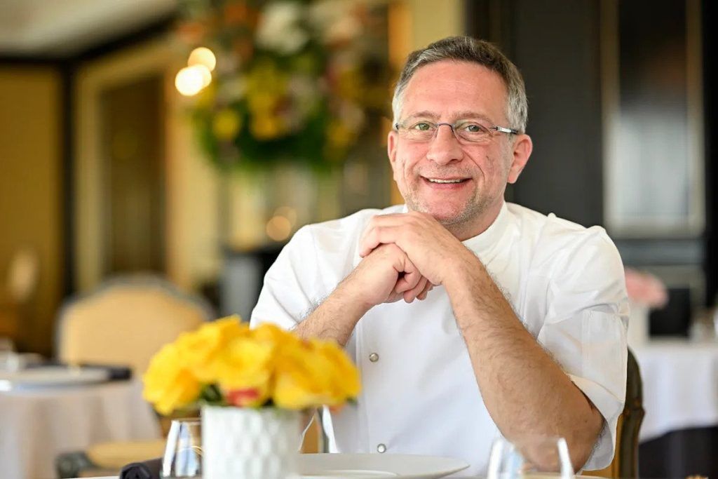 Michelin star chefs in Bangkok that have earned two stars