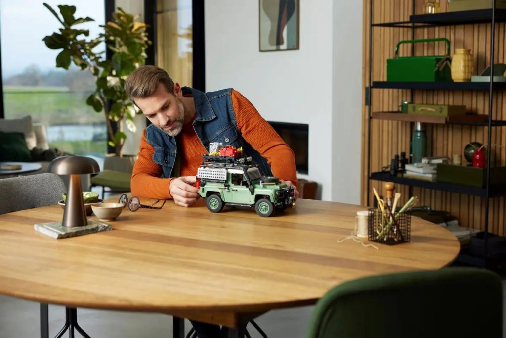 LEGO releases 2336-piece Land Rover Classic Defender 90 kit
