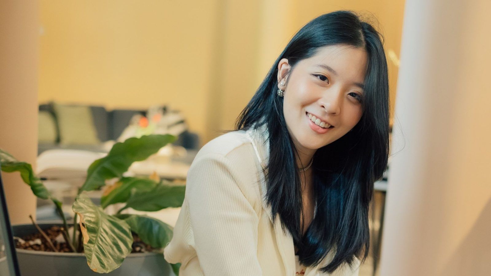 LSA Debutante: The importance of youth participation in politics with Jinnie