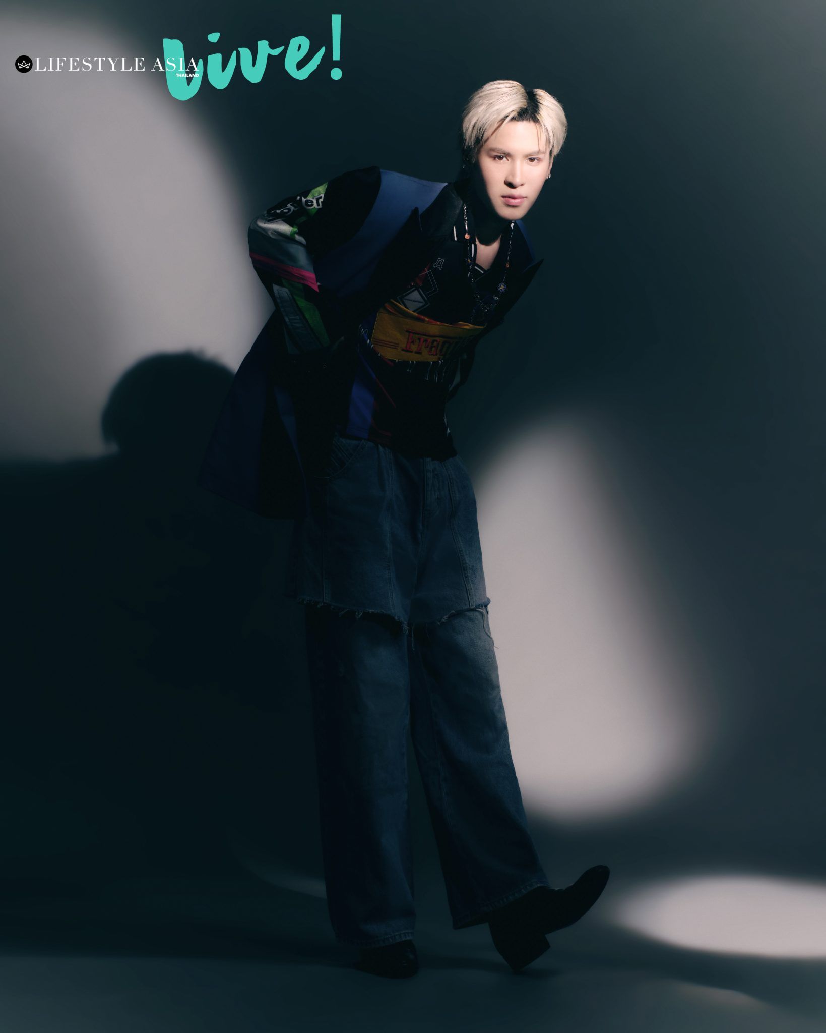 Come meet the members of DVI: 4NOLOGUE's newest T-Pop boy band