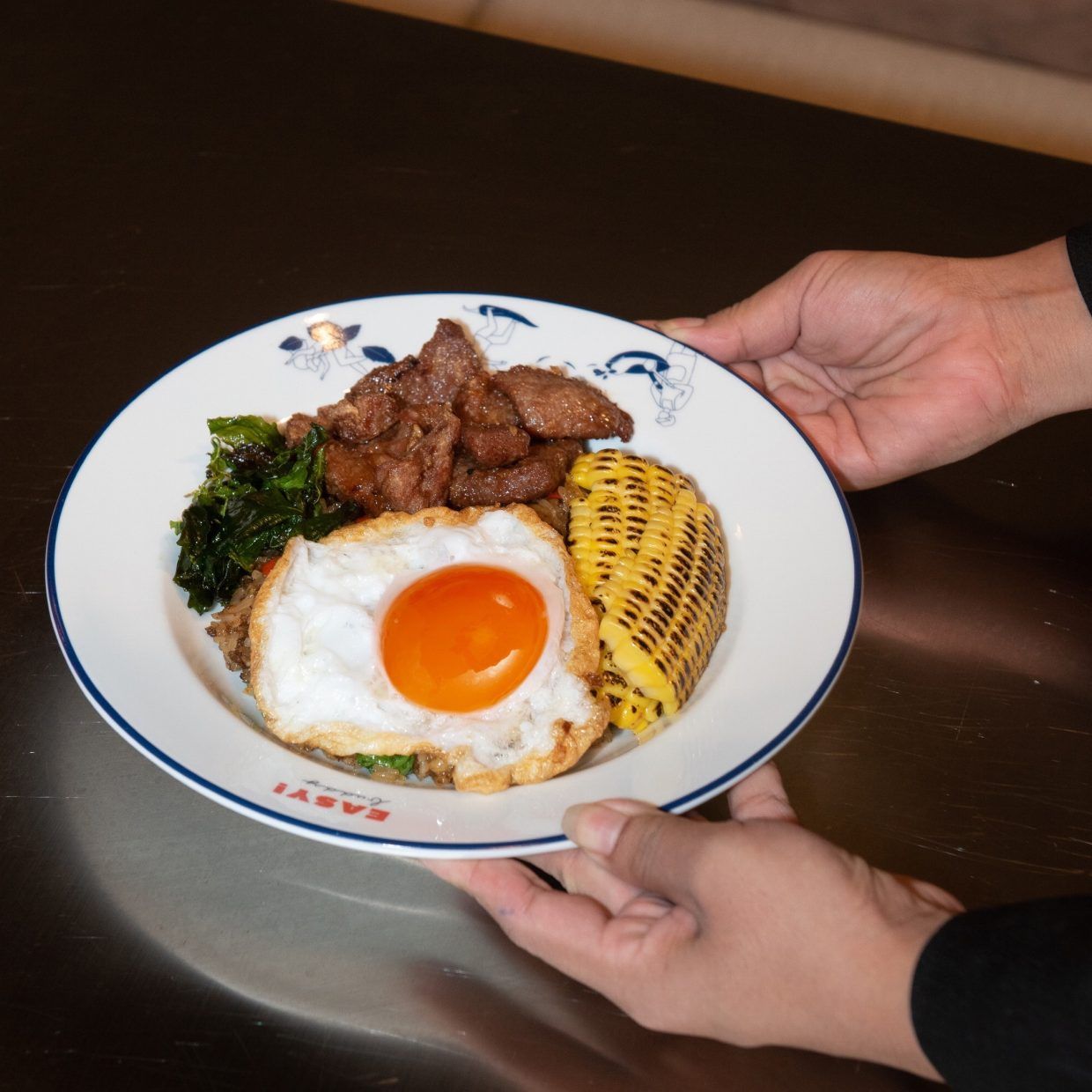 Where to find the best pad krapow in Bangkok