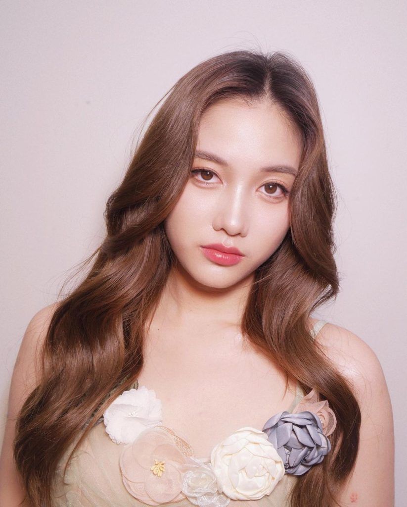 Freen-Sarocha on working in the entertainment industry as a young gen