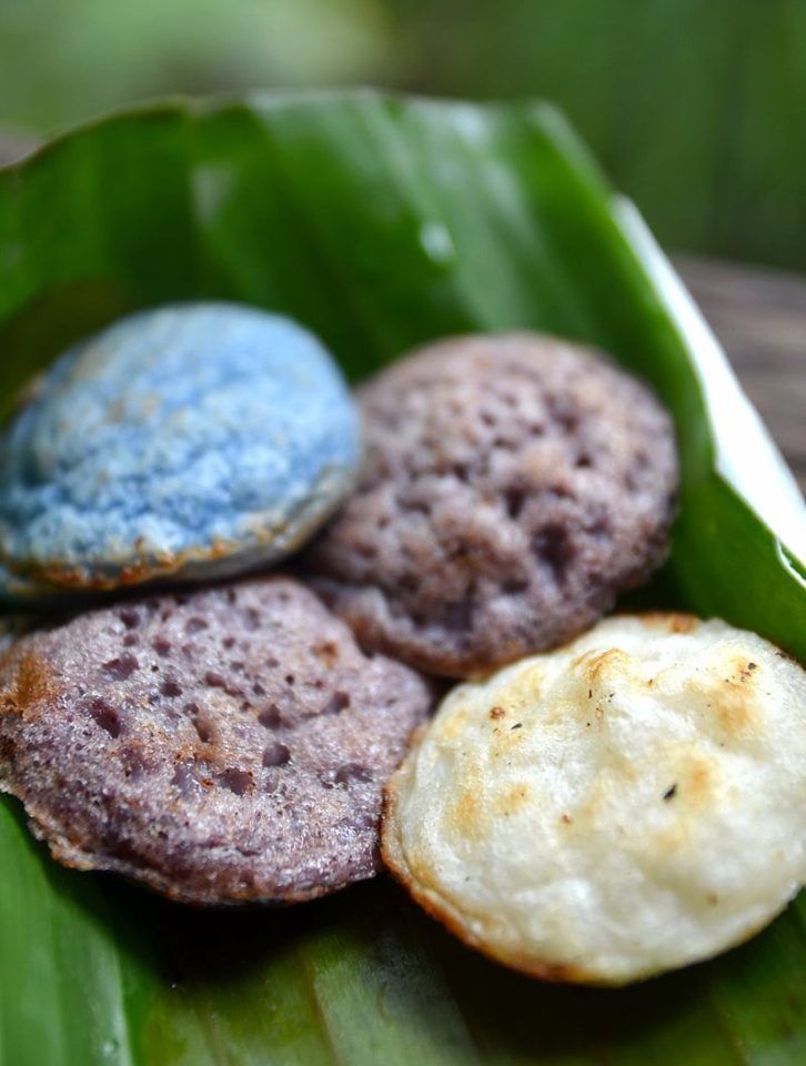 The most famous Thai snacks, available practically everywhere in Bangkok