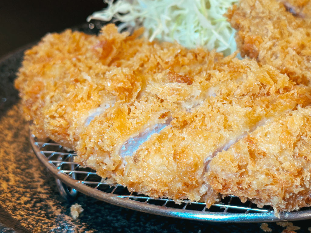 7 best spots to crunch down on crispy tonkatsu around Bangkok