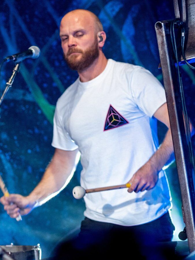 Get to know every member of Coldplay before the concert