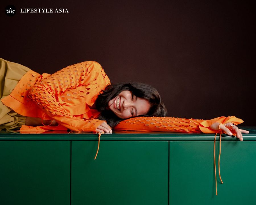 Valentina Ploy's journey from manifestation to performing with Coldplay