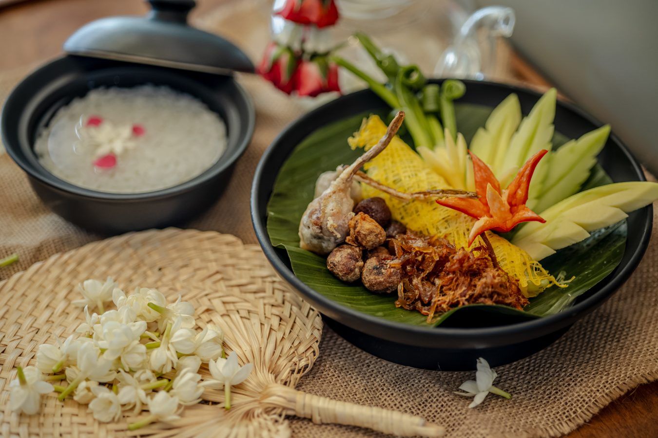 The most refreshing khao chae experiences in Bangkok this Summer