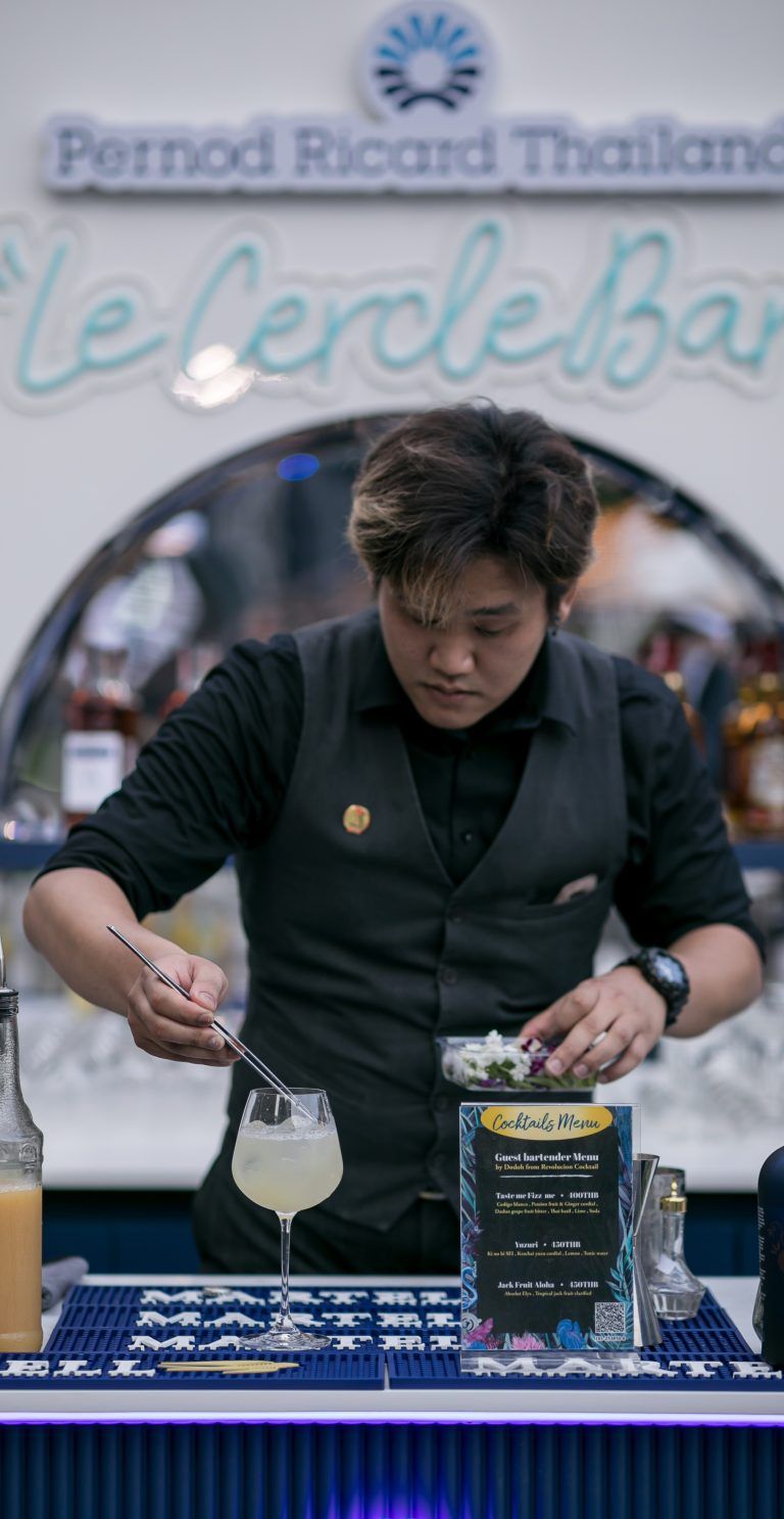 Pernod Ricard launches an exclusive Le Cercle Bar pop-up at ICONSIAM