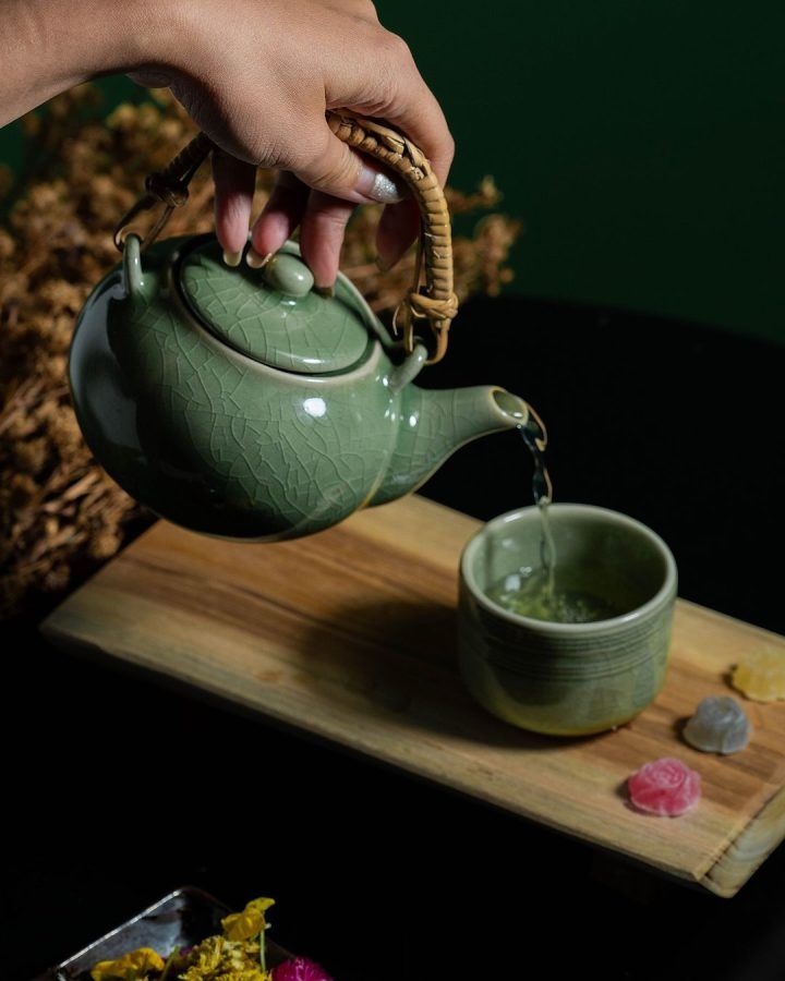 Bars to bar-hop along Yaorawat road (and what to order)