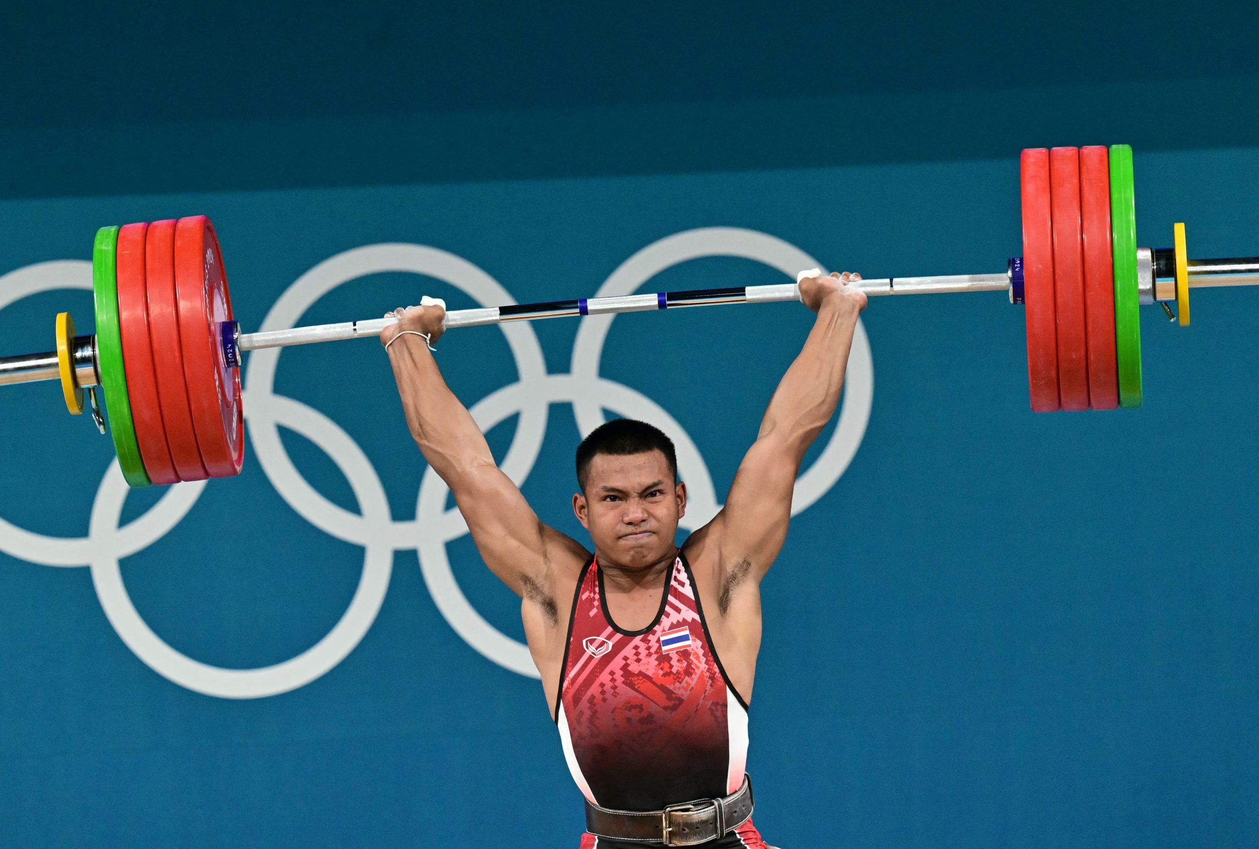 Who is Weeraphon Wichuma, the Thai weightlifter at the 2024 Olympics?