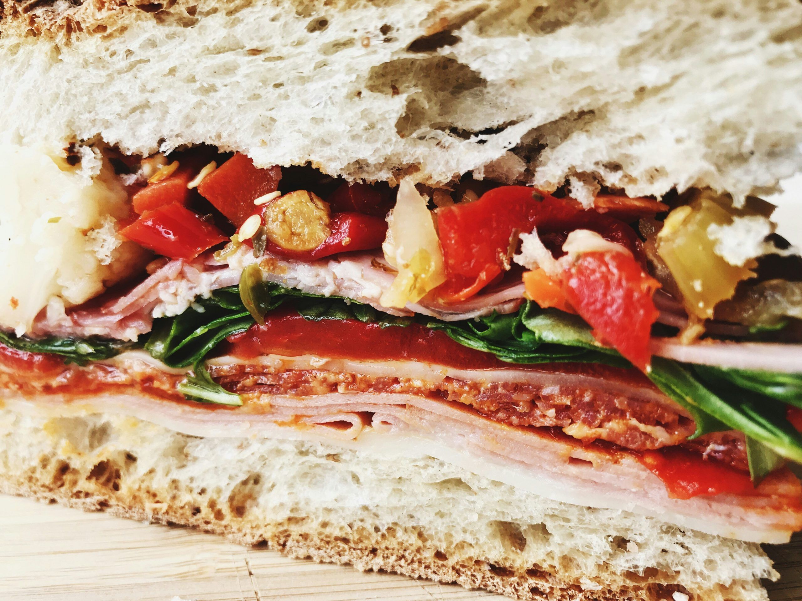 What is the most popular lunch dish for workers around the world?