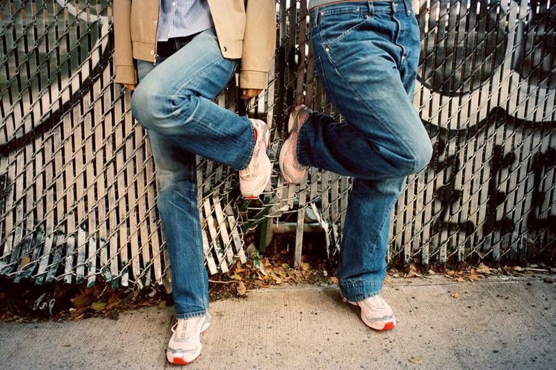 The 4 best colours to wear in hot weather, according to actual science