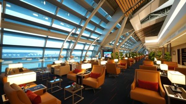 China debuts world's fastest CR450 bullet train capable of 450 km/h