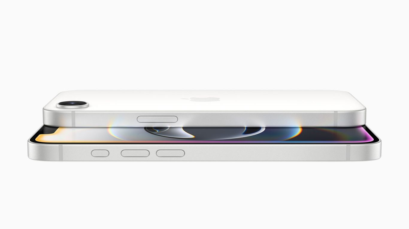 iPhone 16e: Apple just revealed the newest and cheapest iPhone 16