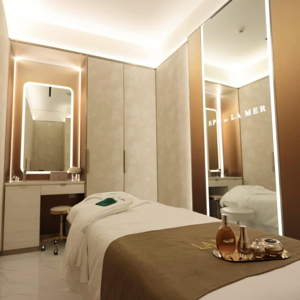 Weekly Obsessions: Spa de La Mer, Dior Snow, and more