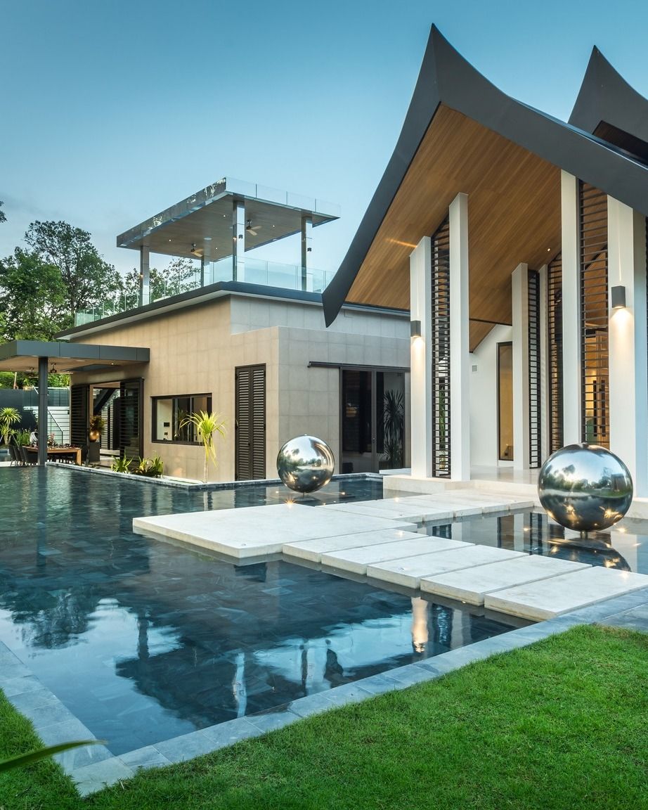 The White Lotus Season 3 Episode 6 reviewed by a local Thai person