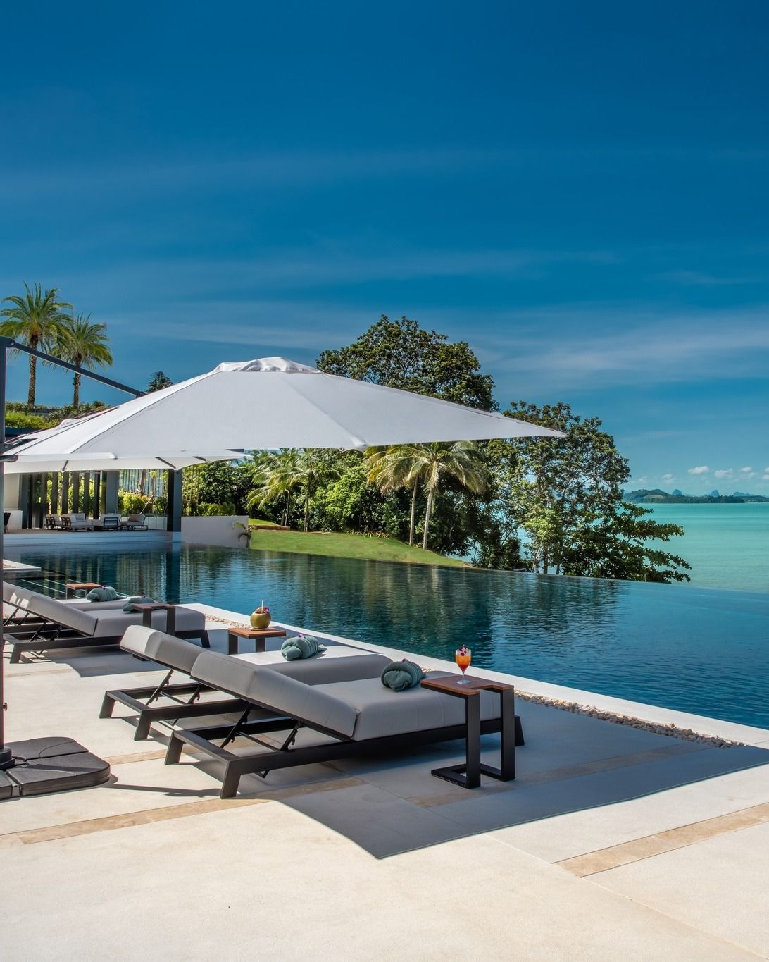 The White Lotus Season 3 Episode 6 reviewed by a local Thai person