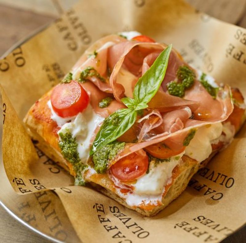 What is Moo Deng? Where to find it, and how to cook it