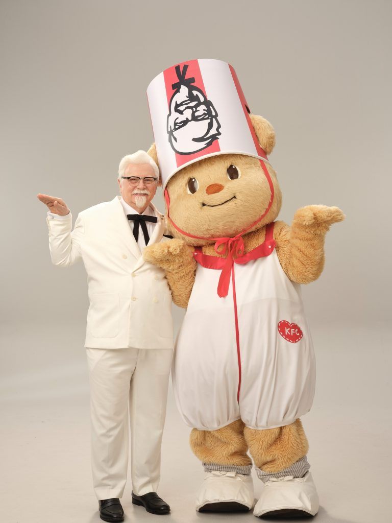 Butterbear x KFC: NongNoey and her fried chicken hands