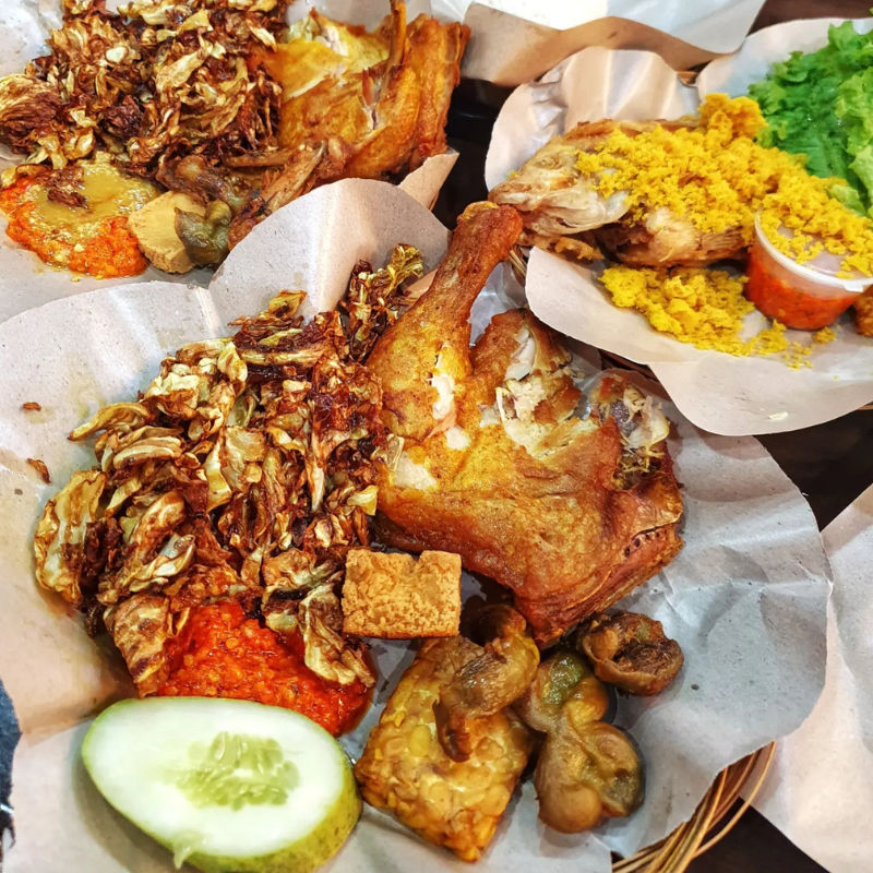 Mong Kok neighbourhood guide: best spots to eat, drink, and explore