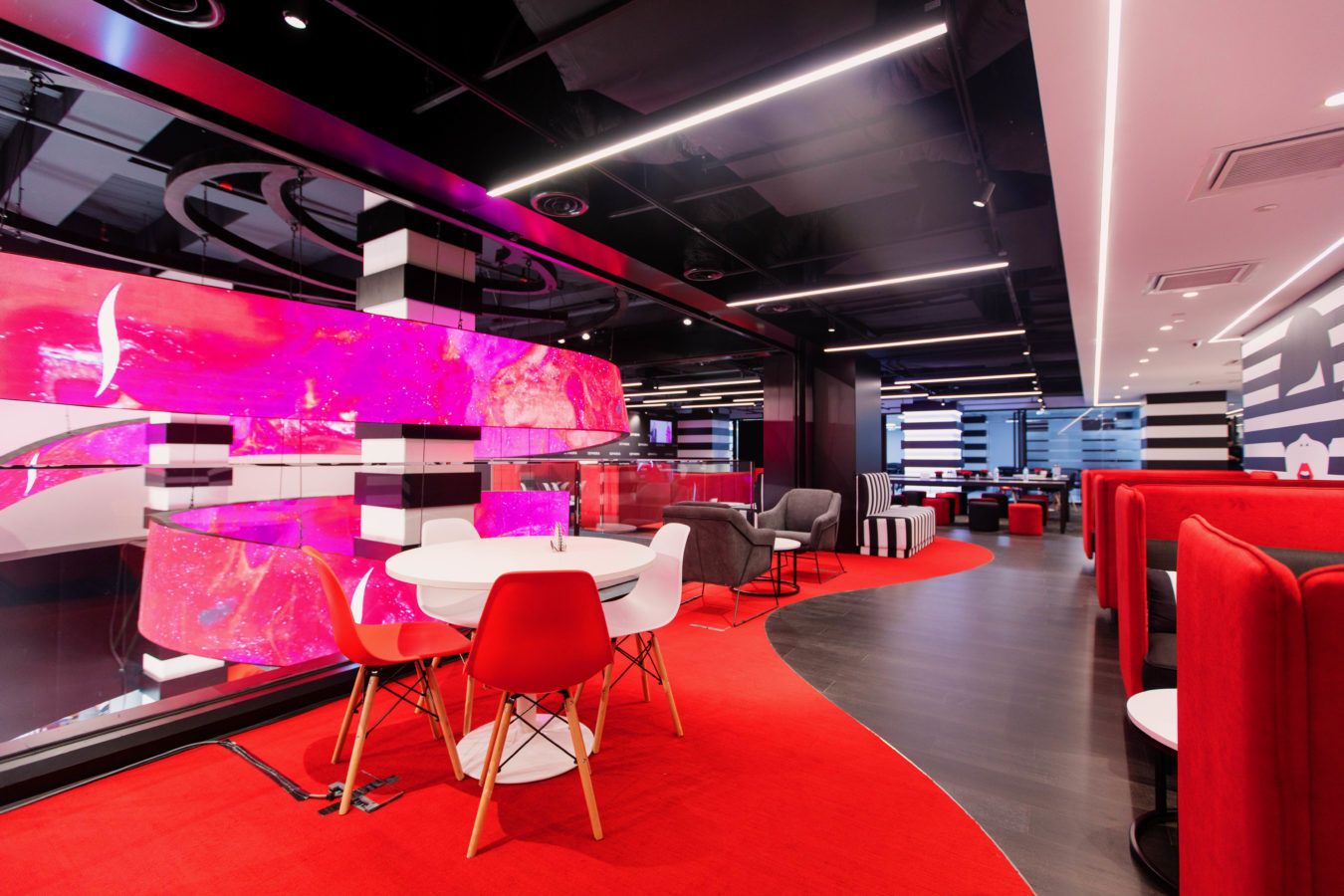 Sephora opens its largest Malaysian flagship store with an exclusive ...