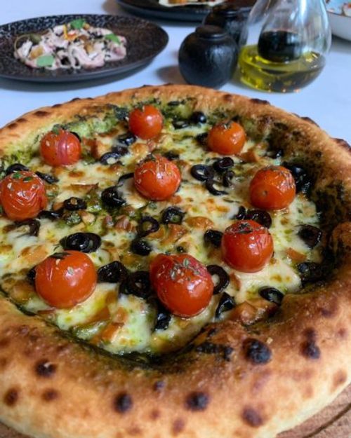 7 pizza places in KL that offers delivery services to you during MCO