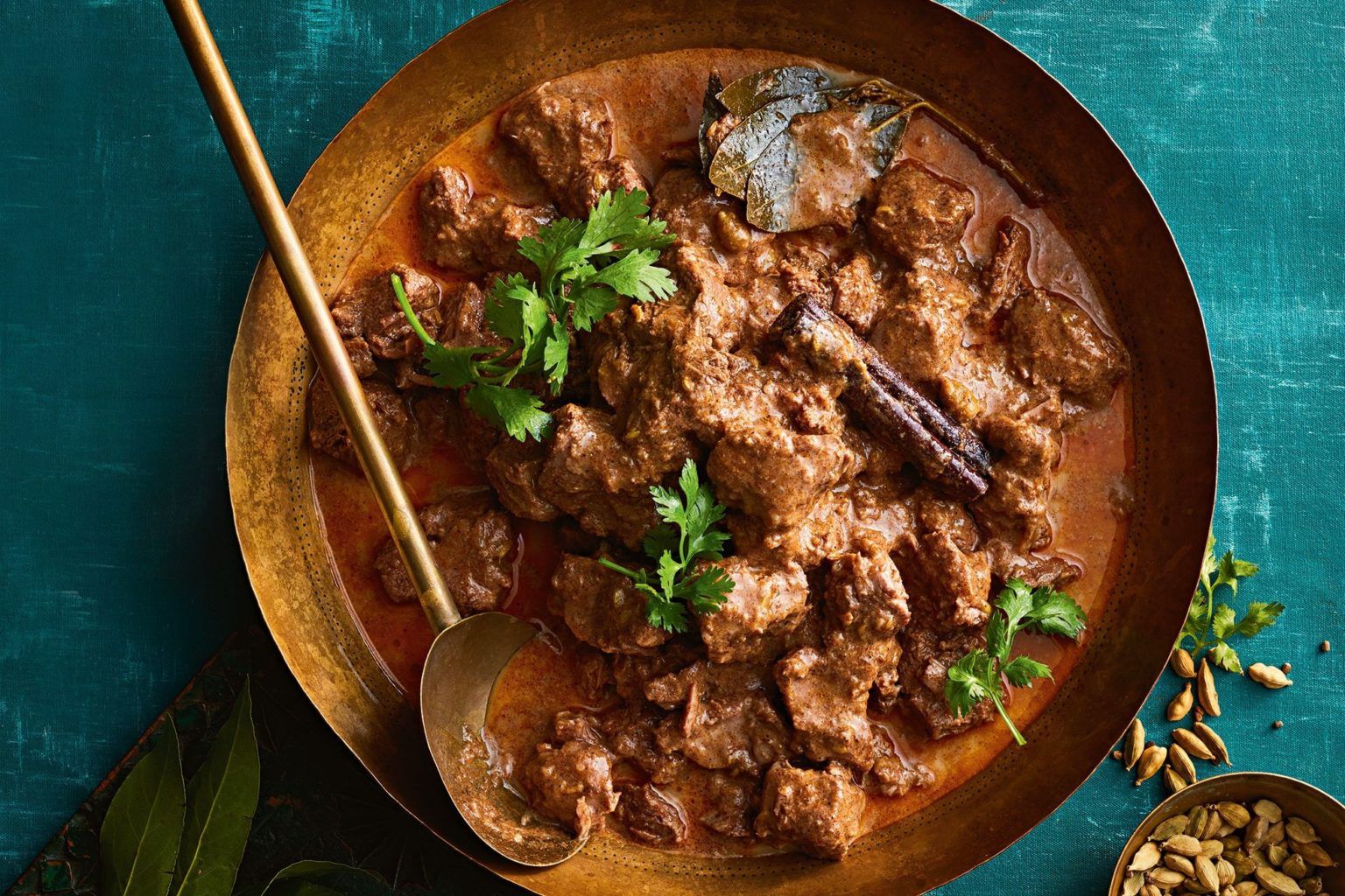 Your guide to understanding Indian curries and its different varieties
