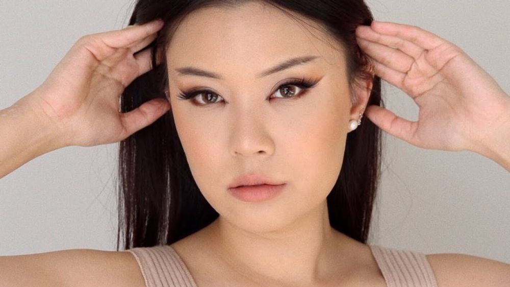 6 tutorials on how to achieve the trendy foxy eye makeup