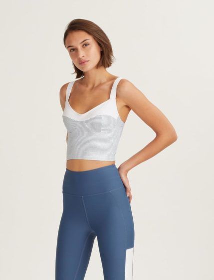 7 best women's activewear brands for a stylish workout