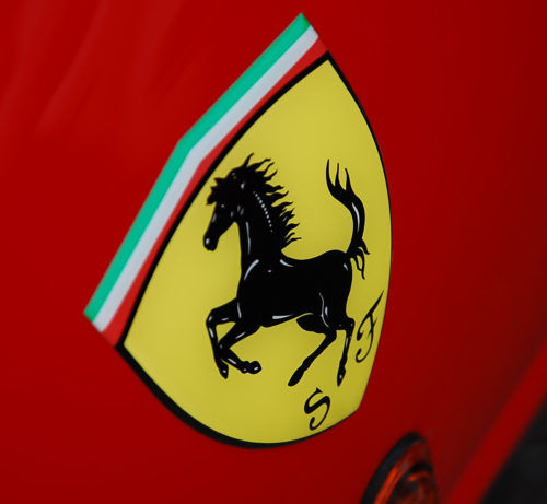 Fast Auto Ferrari Logo