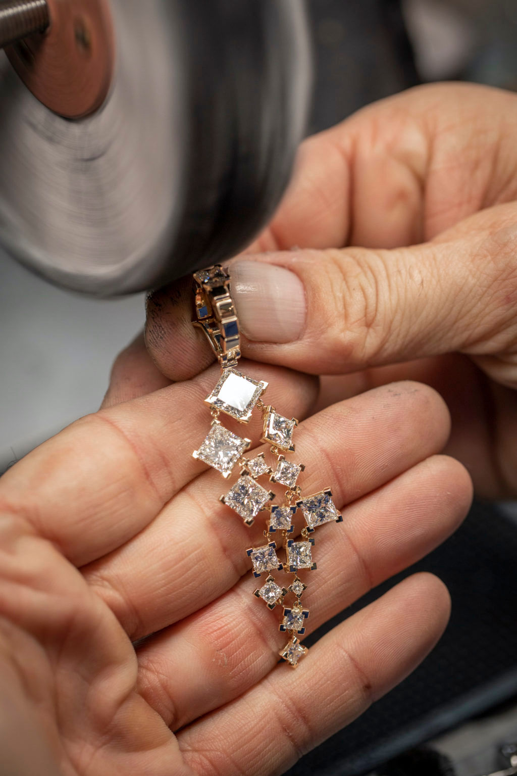 Marion Cotillard designs the new Chopard Ice Cube collection