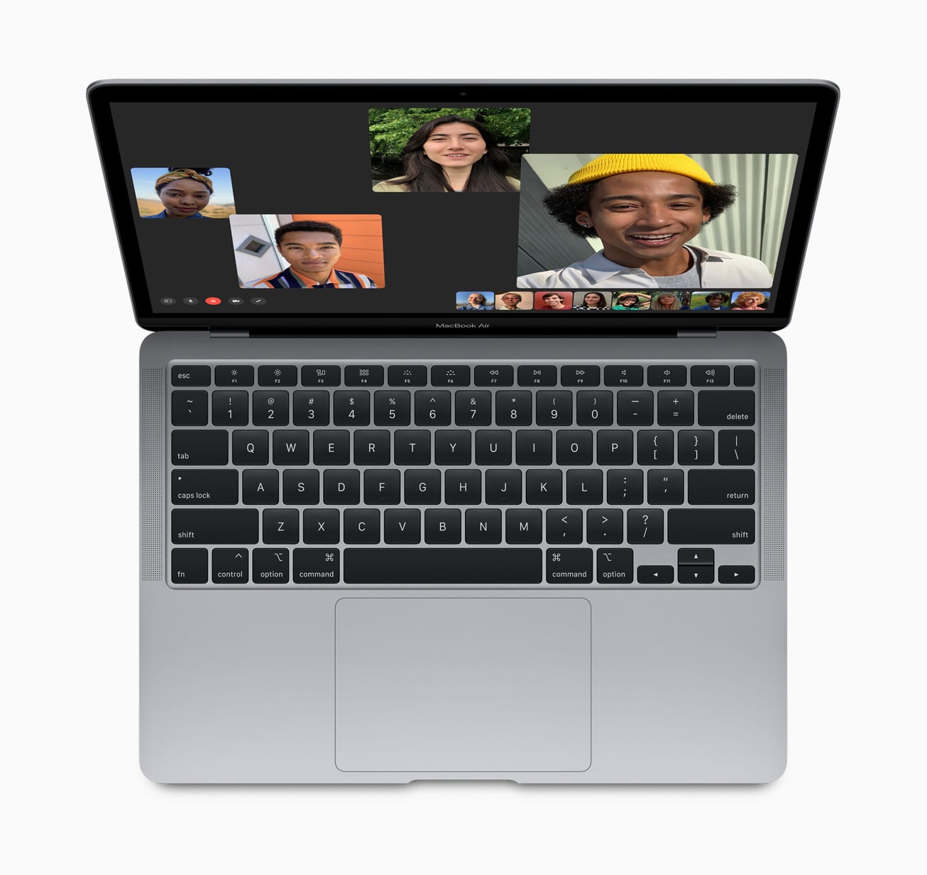 Review: How the Apple MacBook Air 13-inch made our MCO bearable