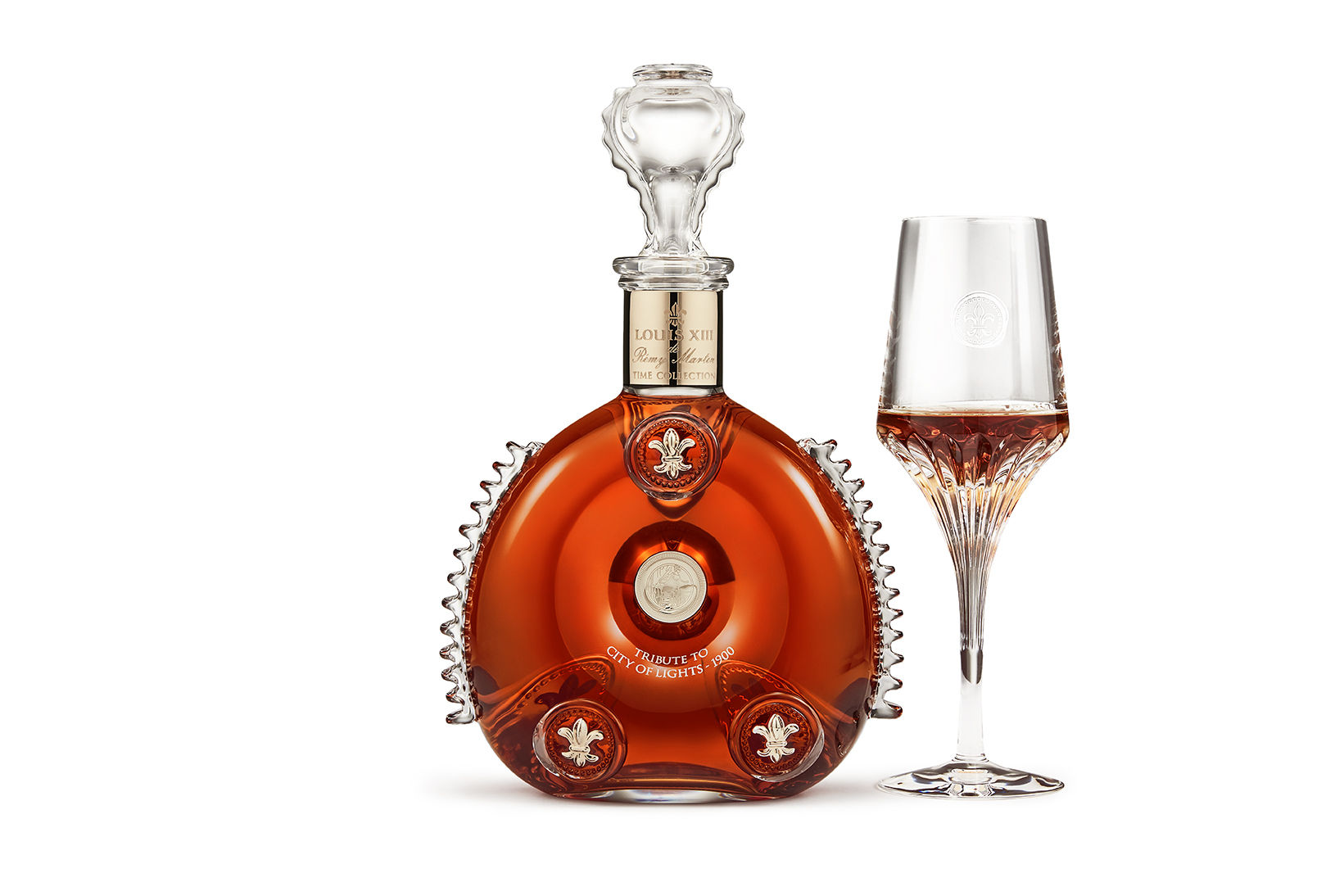 A closer look at LOUIS XIII Time Collection — 1900 unique medal