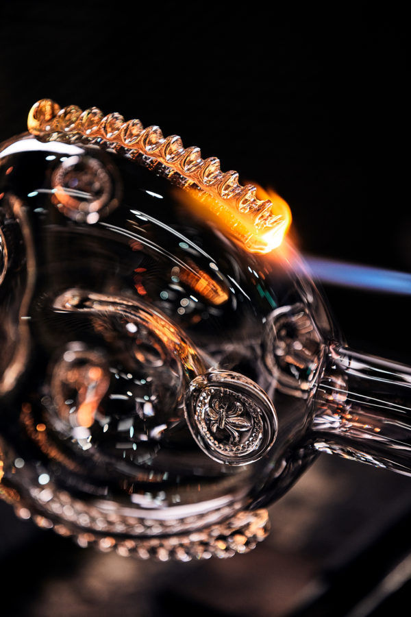 A closer look at LOUIS XIII Time Collection — 1900 unique medal