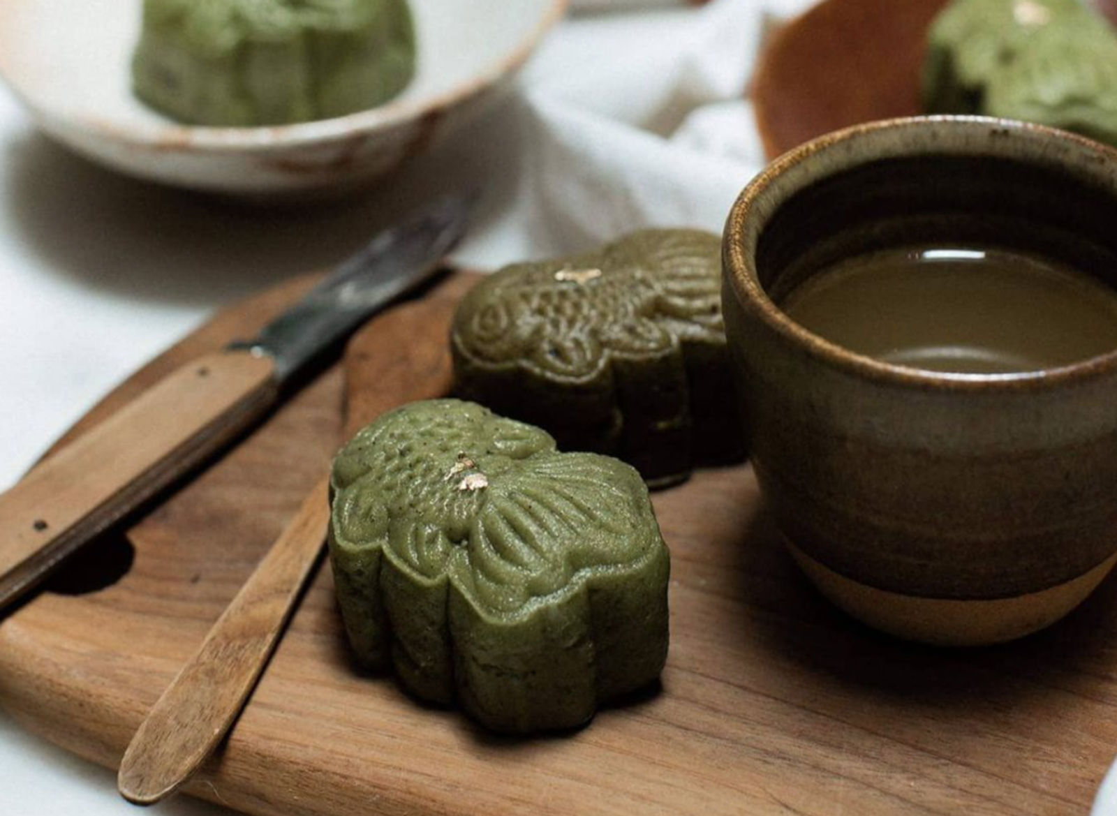 These artisanal mooncakes are perfect as Mid Autumn Festival gifts