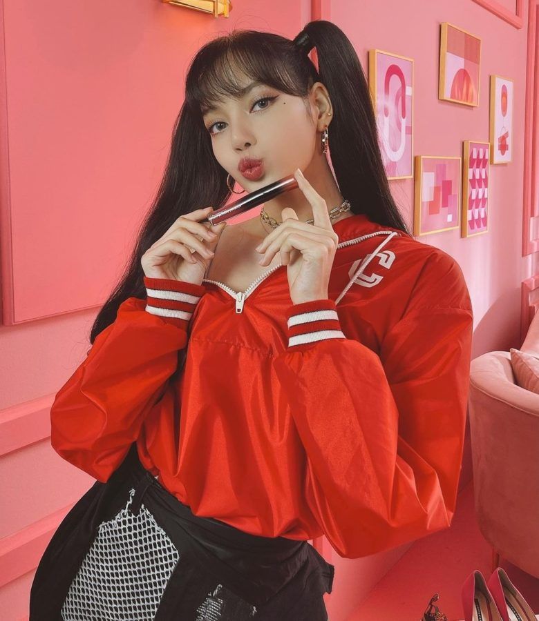 BLACKPINK star Lisa’s Solo debut album ‘Lalisa’ is here