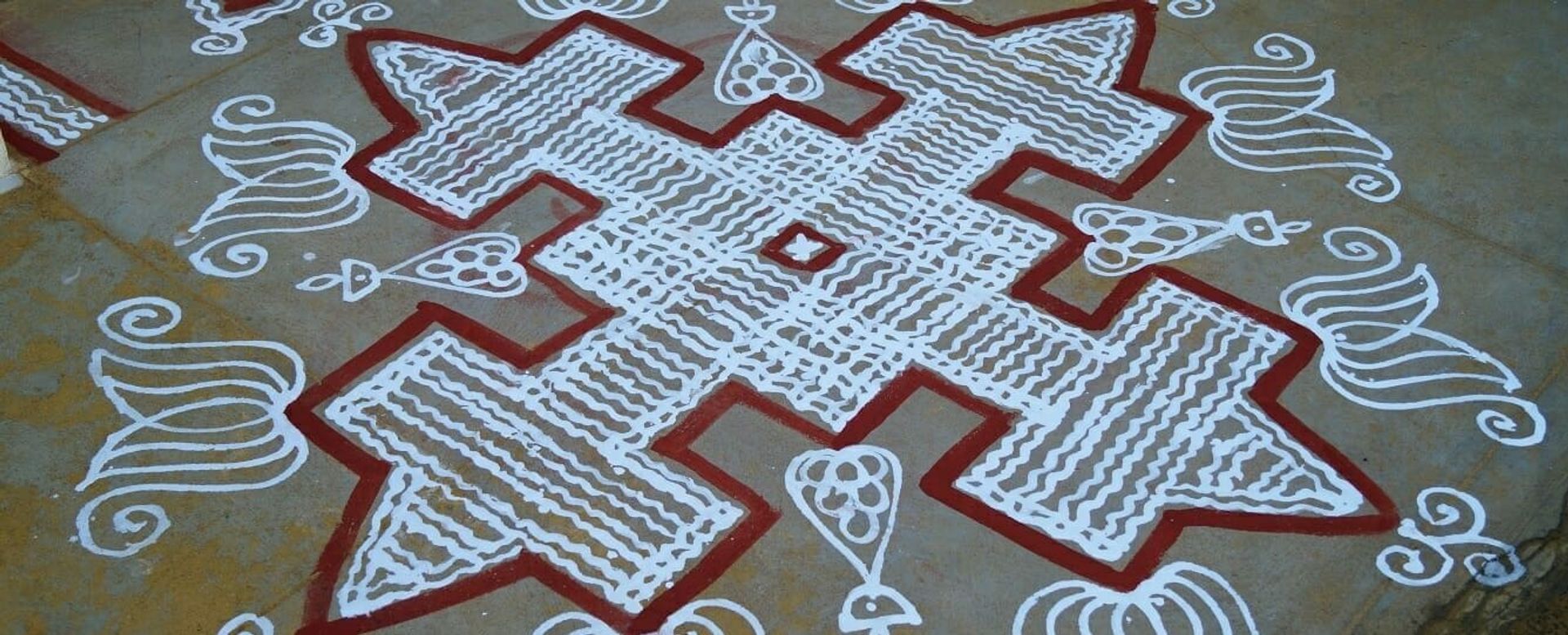 Here’s how to prepare and design kolam for Deepavali effortlessly