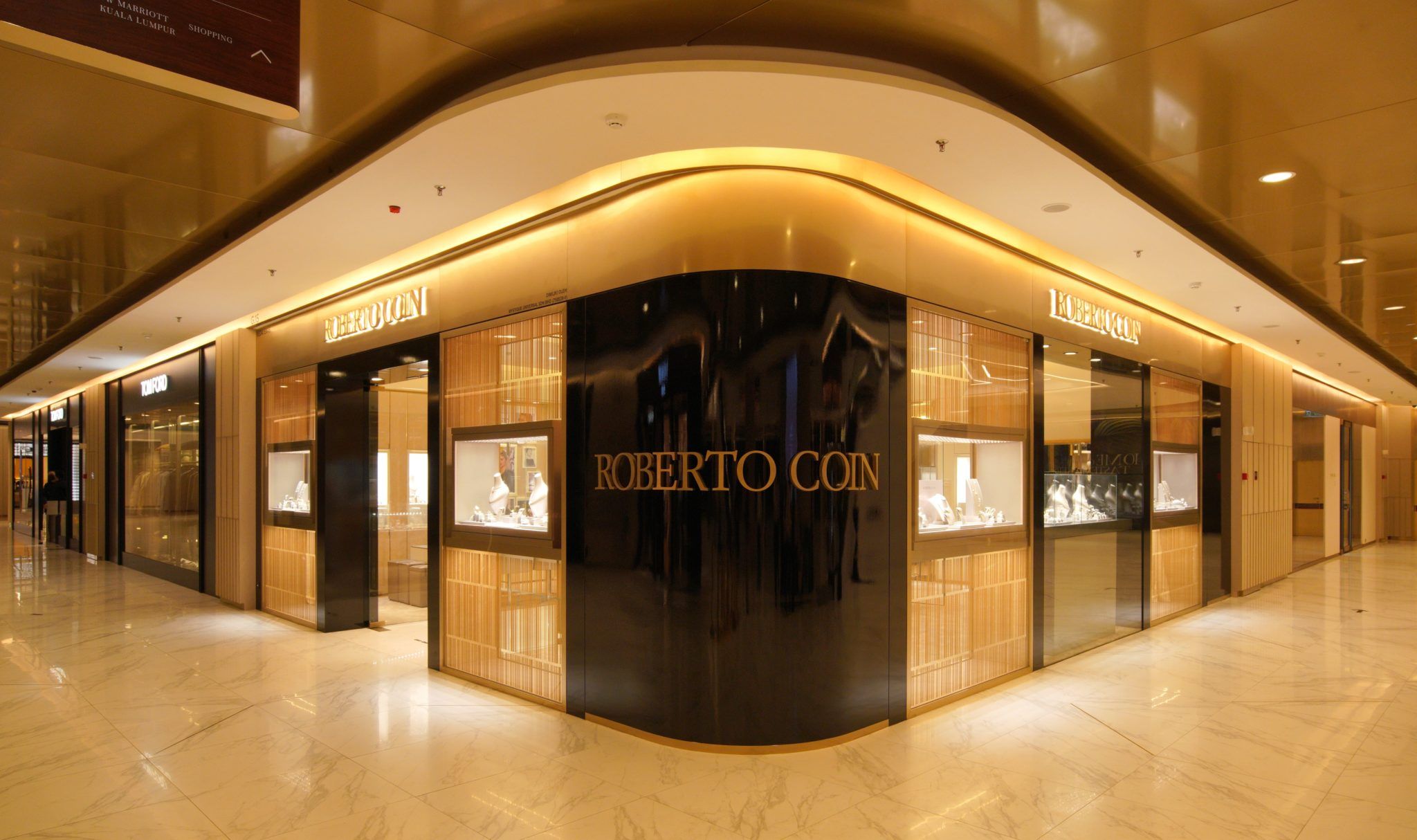 Roberto Coin’s new boutique at The Starhill recalls the beauty of Venice