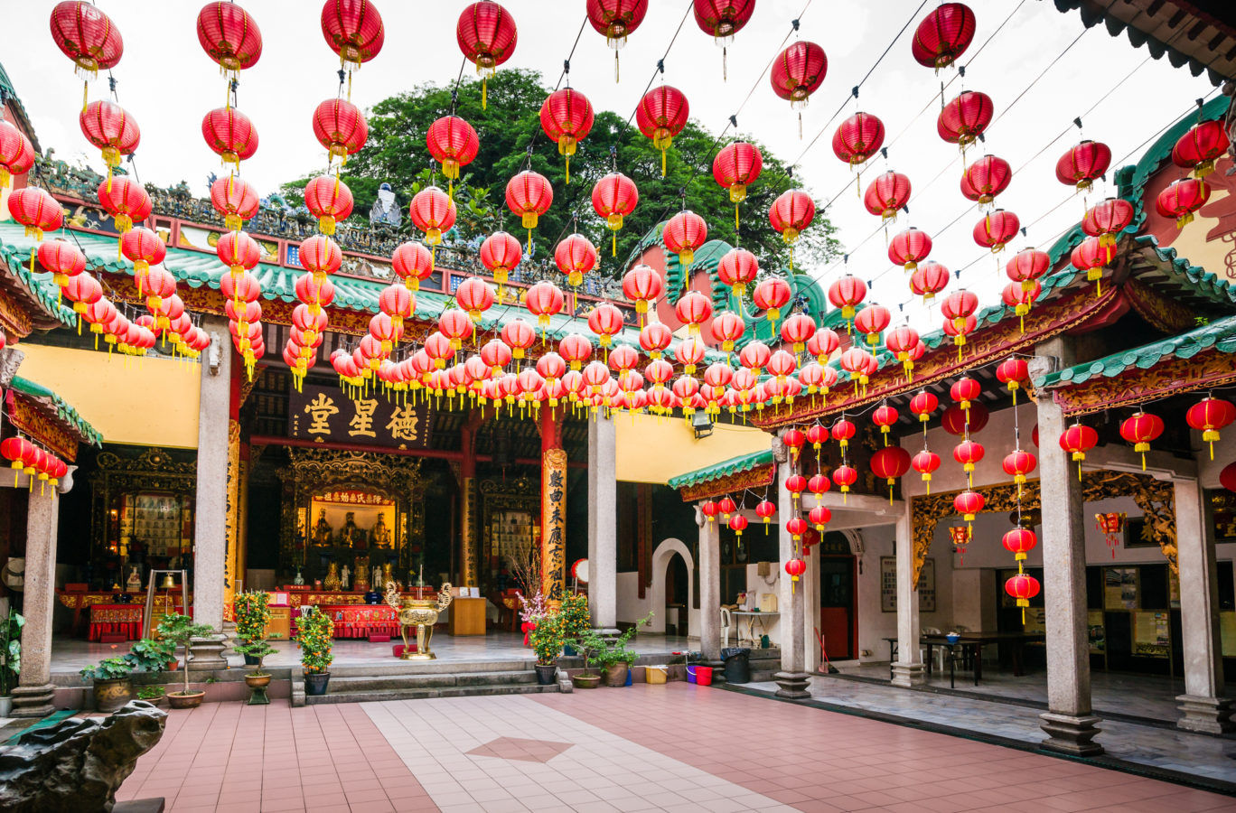 5 must-visit Chinese temples in Petaling Street and KLCC, KL in 2022