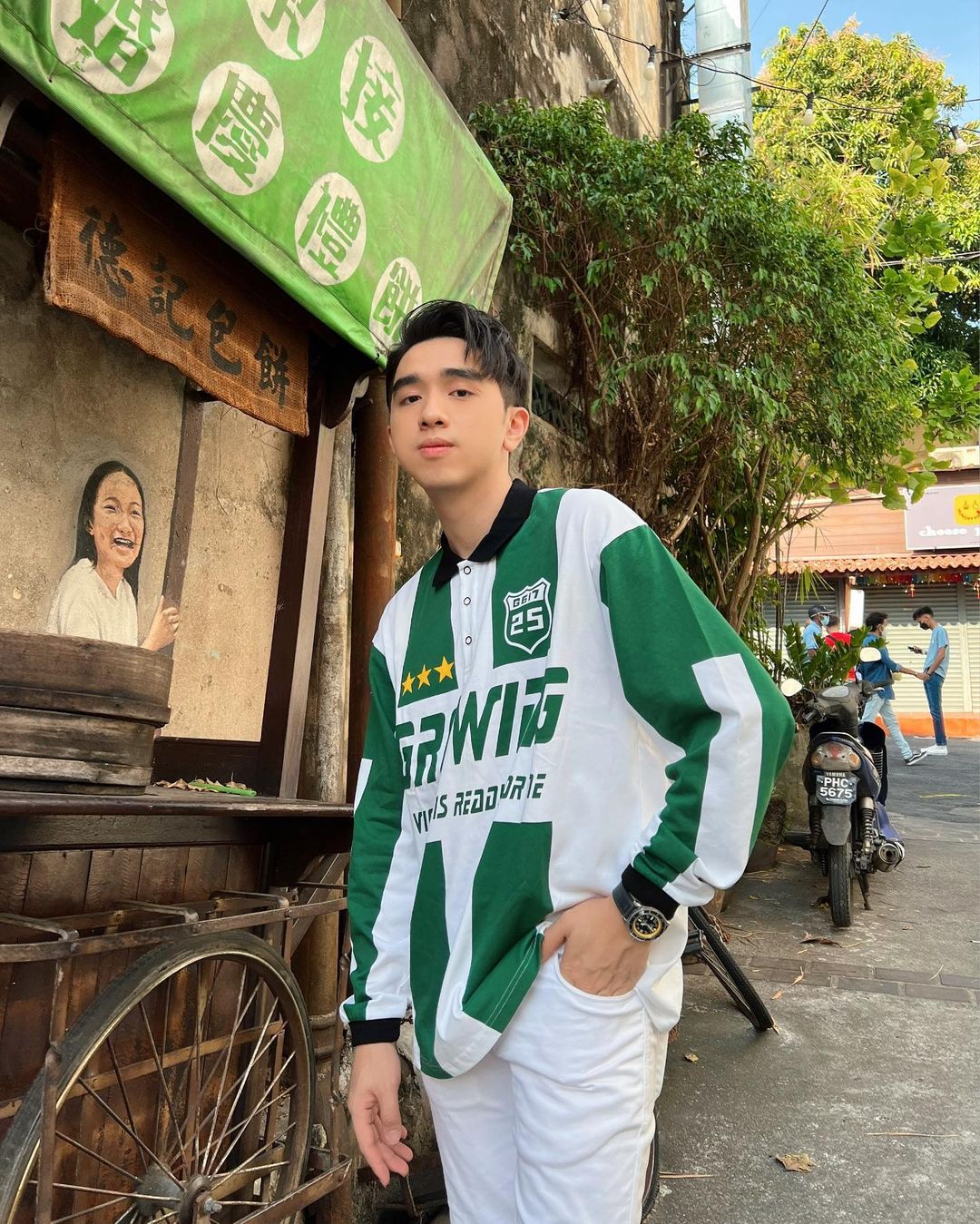 How to match a shoe from Onitsuka Tiger’s Tricolor Series, according to the Kuans