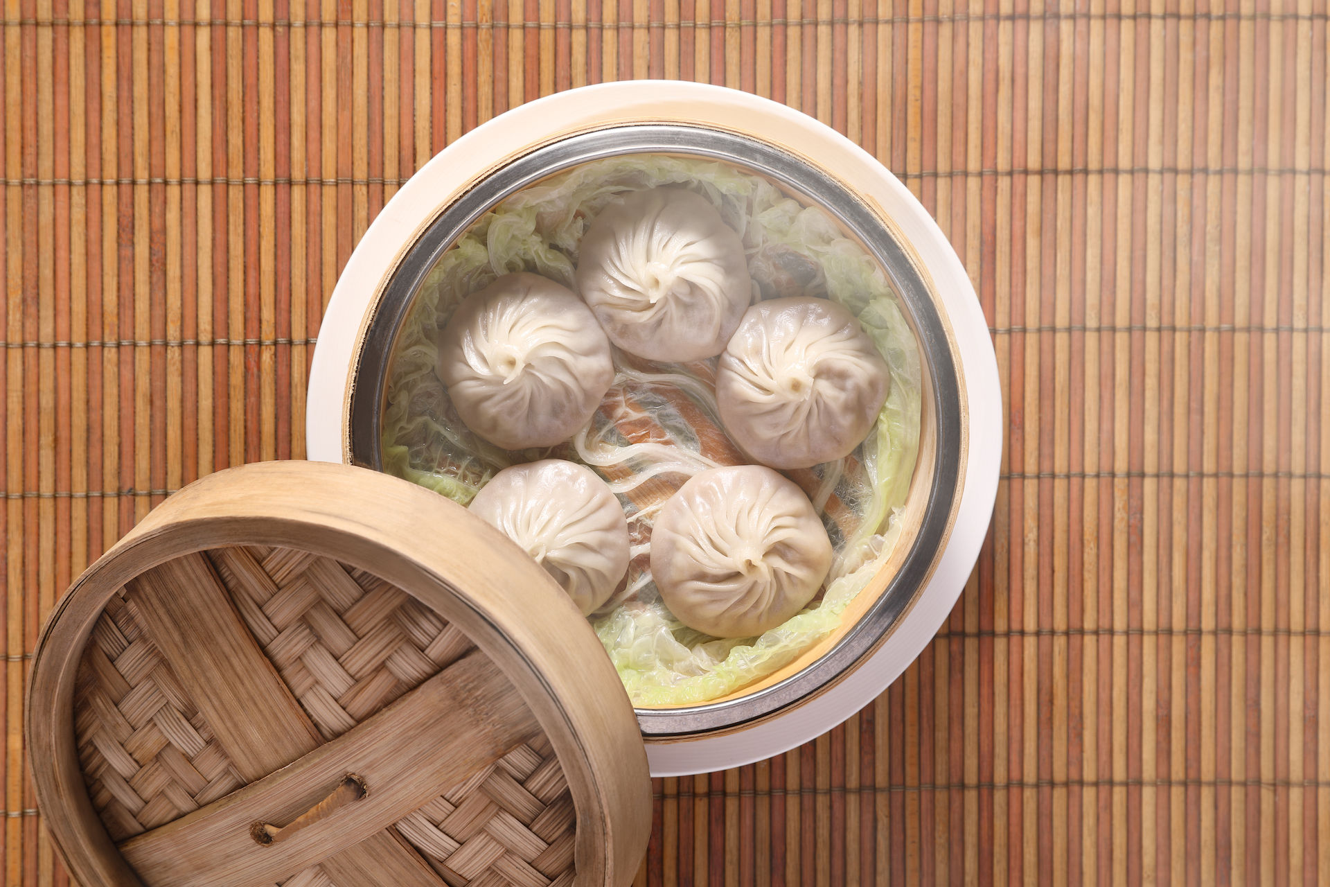 Review: Shanghai Restaurant hits the spot with authentic Shanghainese ...