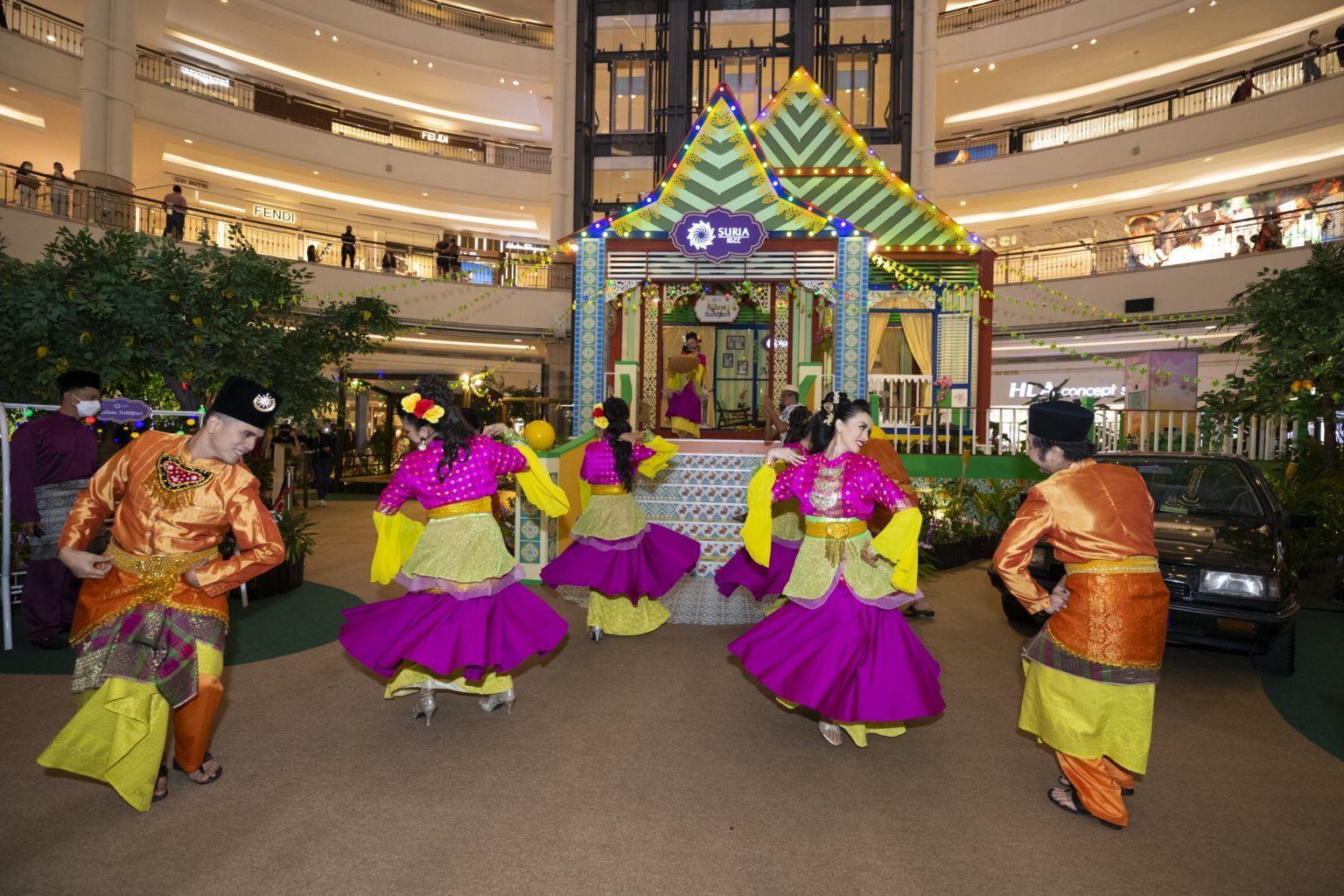 Get into the ‘balik kampung’ spirit at Suria KLCC this Raya season