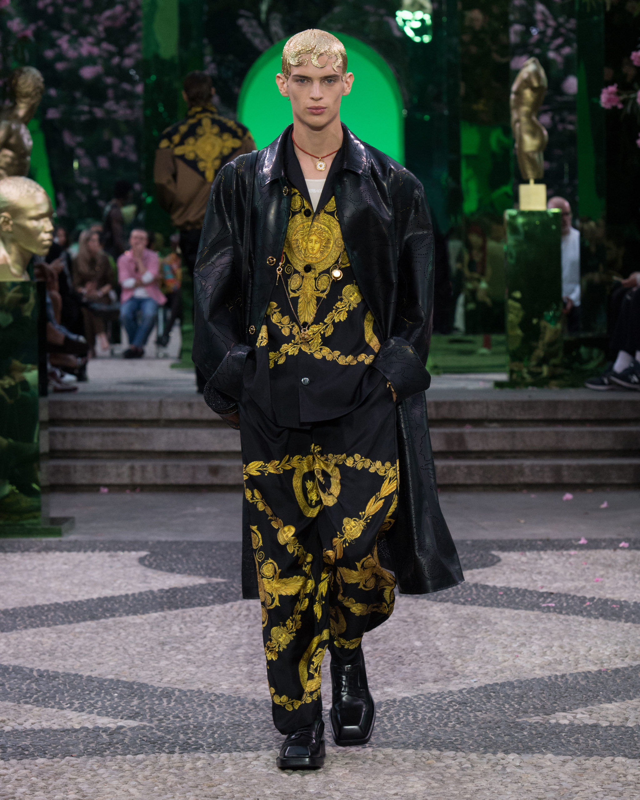 9 best looks: Versace Men Spring/Summer 2023