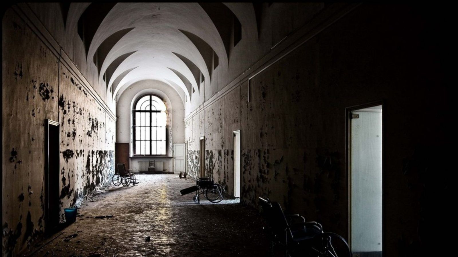 10 most underrated horror films that will keep you up at night