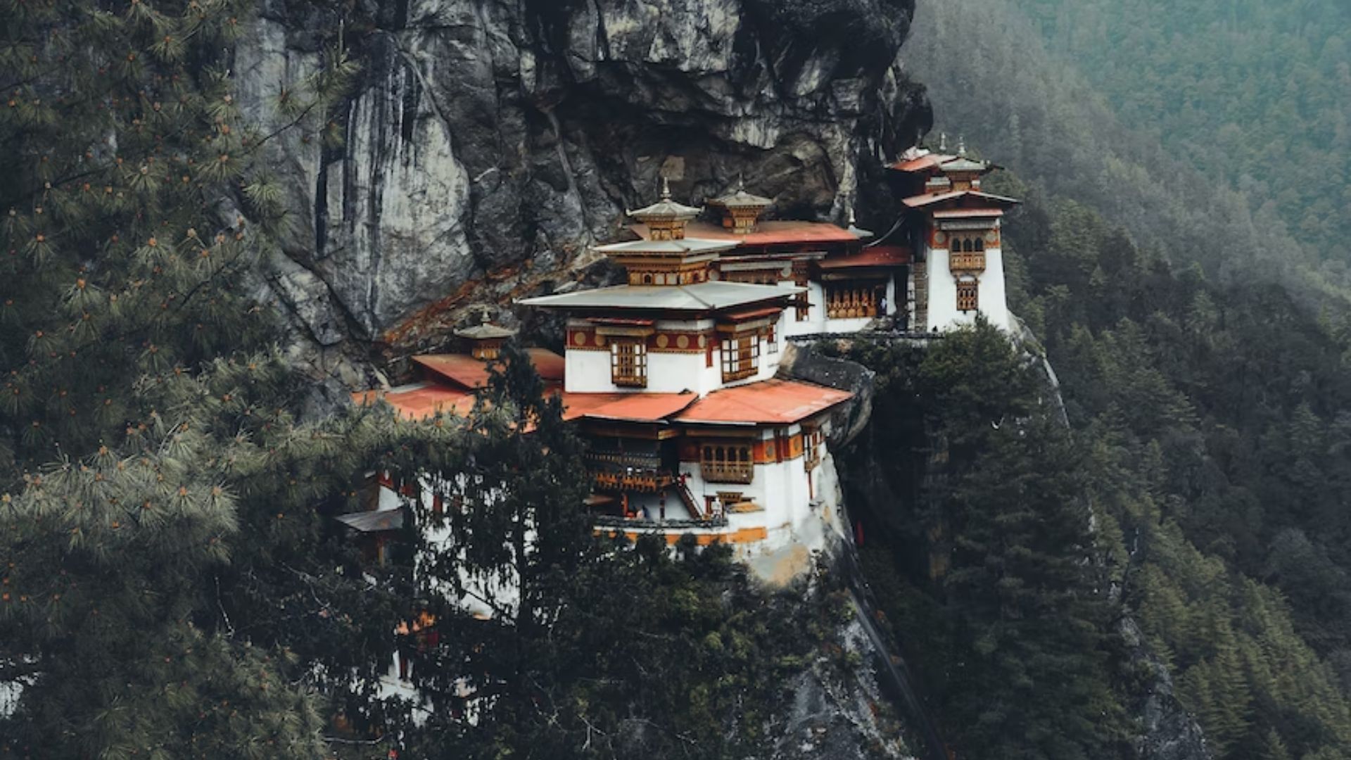 Here Are The Most Beautiful Places In Asia To Visit Right Now